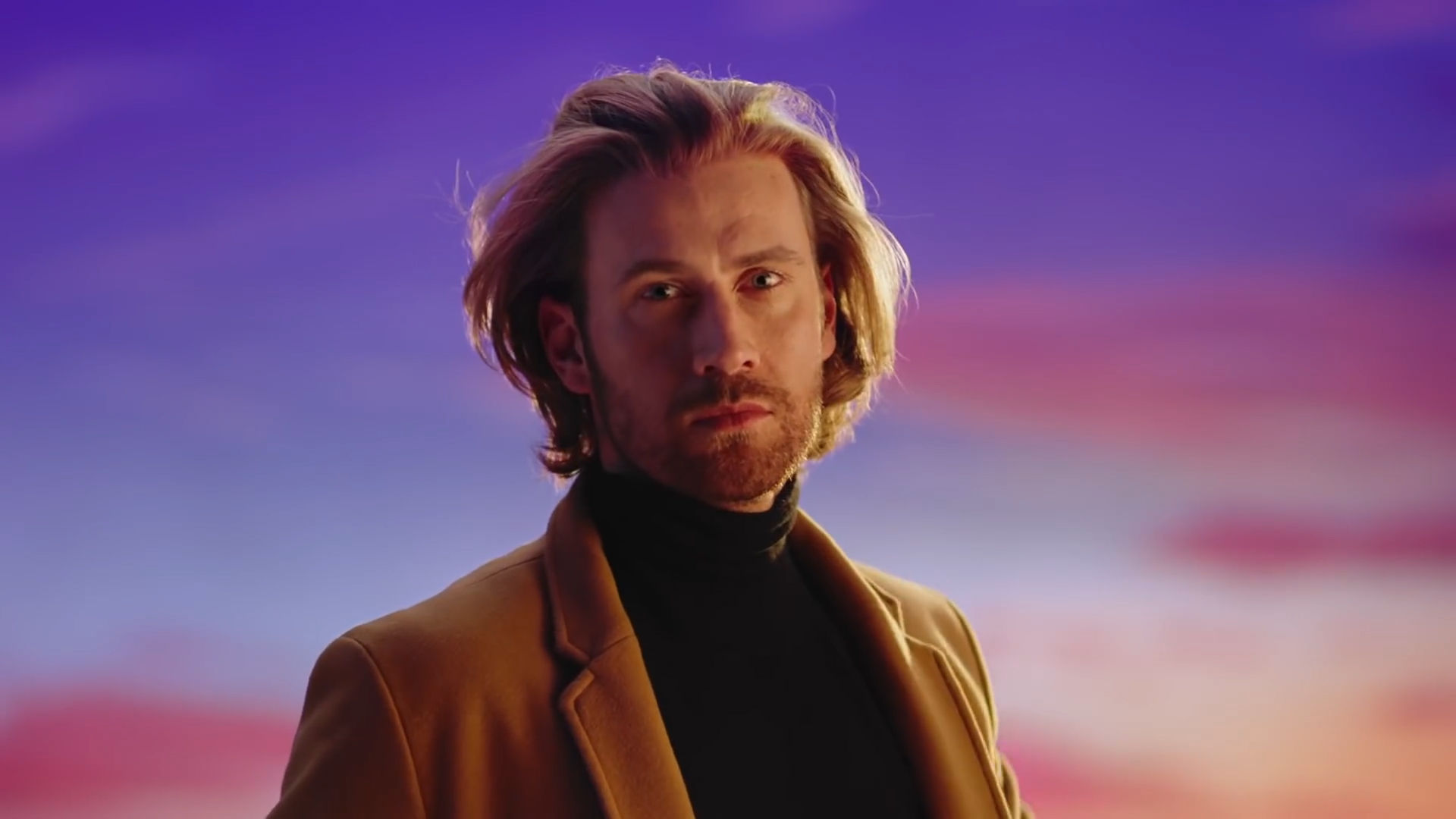 Breath of Fresh Hair on Stage 3 with Old Spice - Thunder Studios